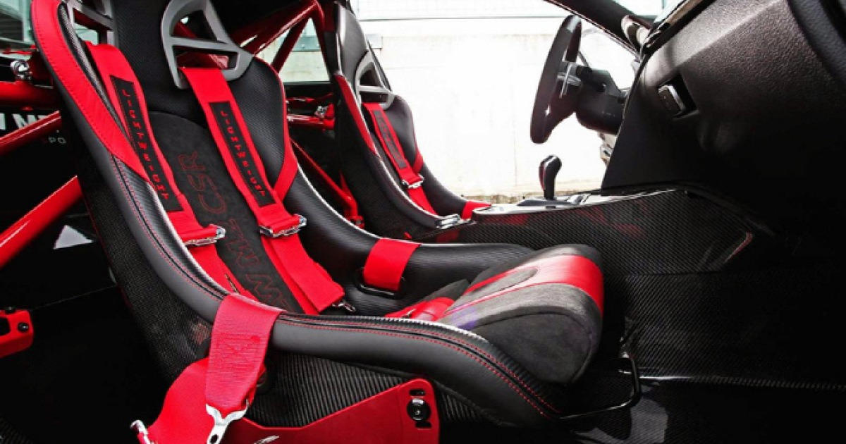 [포토] 고성능 시트가 적용된 라이트웨이트 퍼포먼스 M2 CSR