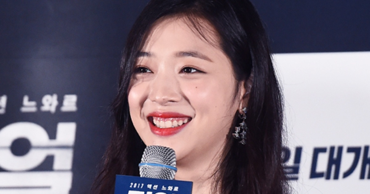 [MD포토] 설리 'SNS 활동, 개인적 문제라 언급은 부적절