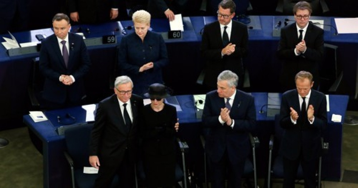 FRANCE PEOPLE HELMUT KOHL EUROPEAN CEREMONY OF HONOUR