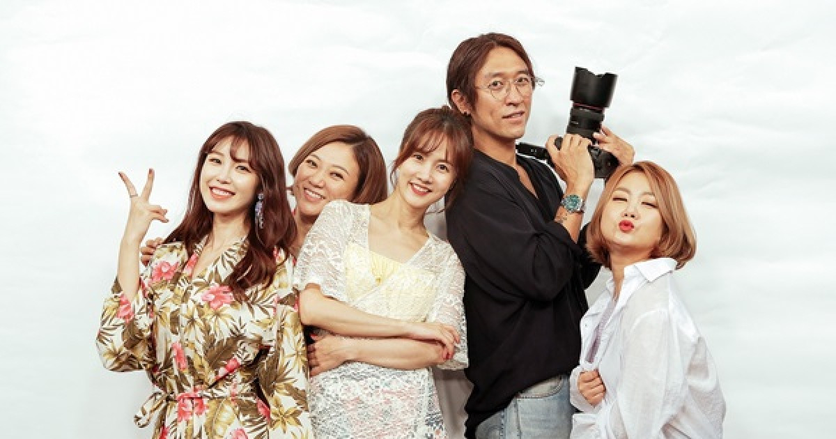 '비디오스타' 4MC, 시청률 1%돌파 기념 비키니 화보 공개