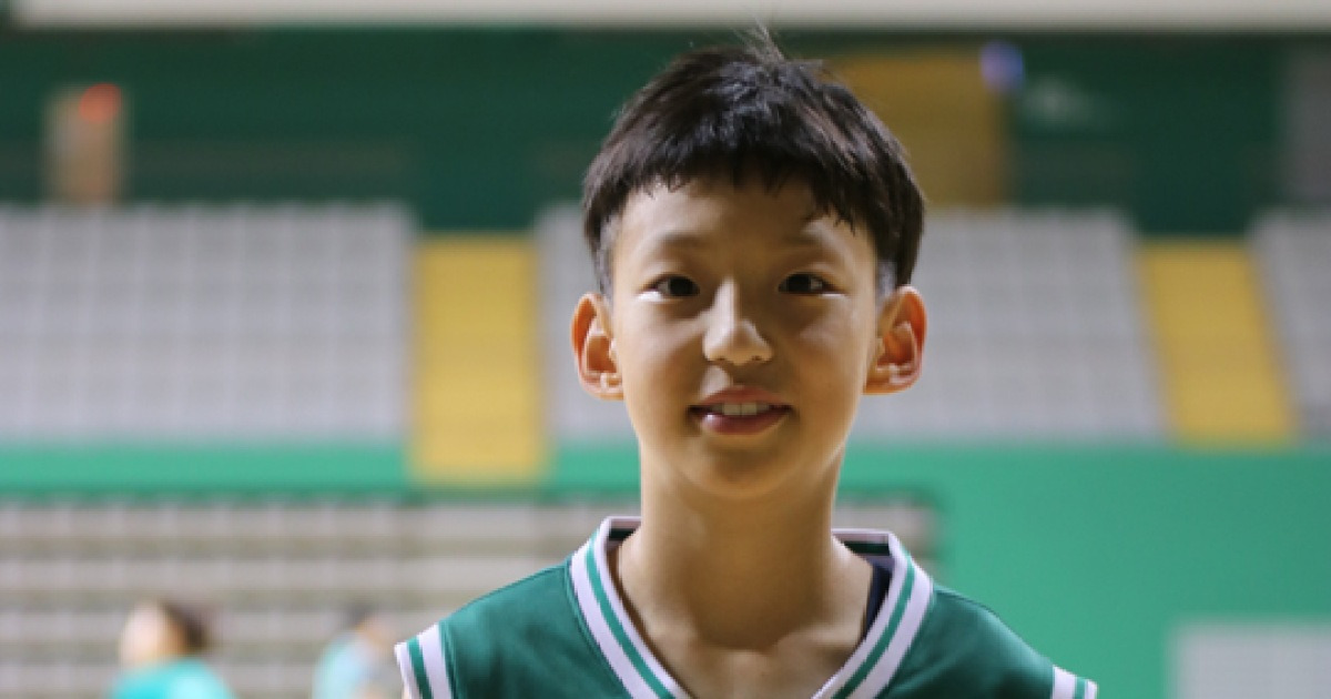 주니어프로미 대회 U-10 MVP 권구 "재밌게 농구를 계속하고 싶어요!"