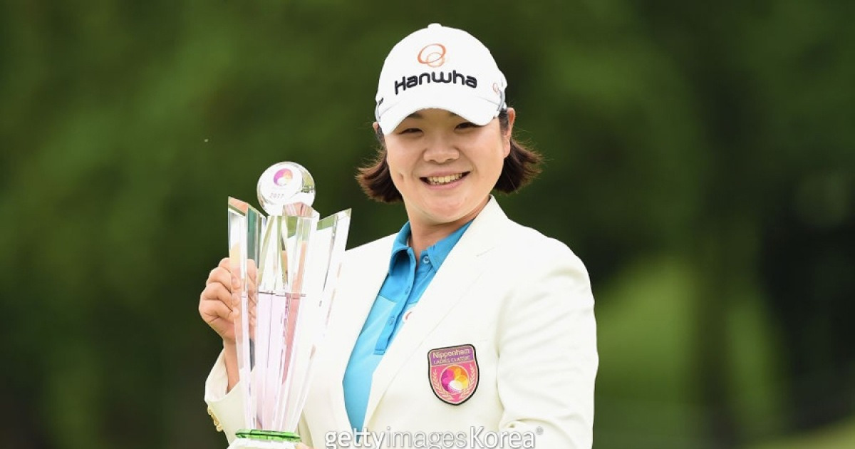 [JLPGA] 두 번째 우승 이민영, "압도적 우승? 전혀 몰랐다"