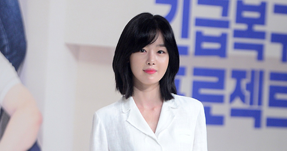 한선화 '섹시한 경찰관' [MBN포토]