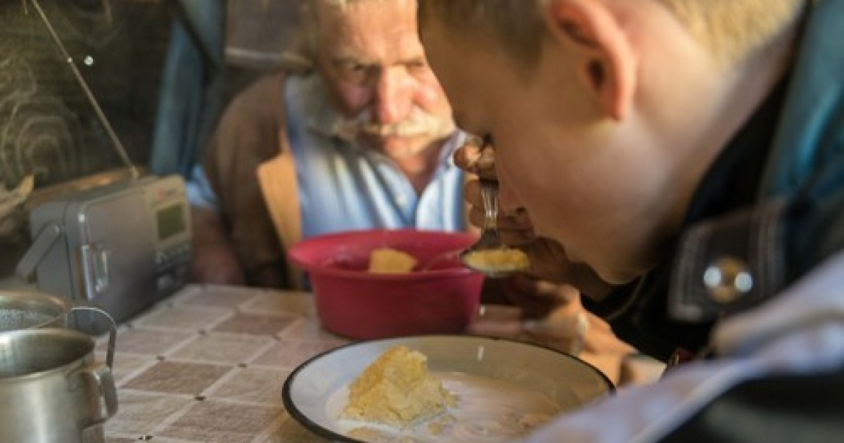 ROMANIA PHOTO SET SHEEP FARMERS