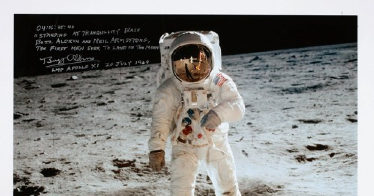 USA SOTHEBY'S SPACE AUCTION