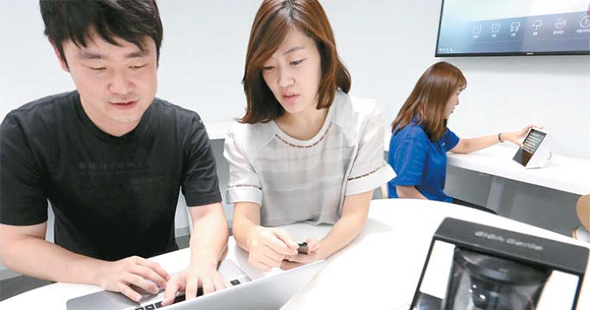 KT AI센터에 GPU 72만개 슈퍼컴