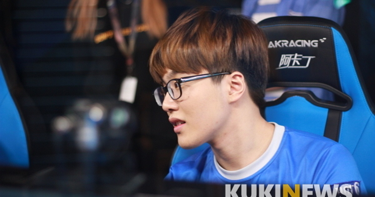 [롤챔스] SKT, 19일만에 승리.. MVP는 경쟁자 bbq 잡고 '활짝' (종합)