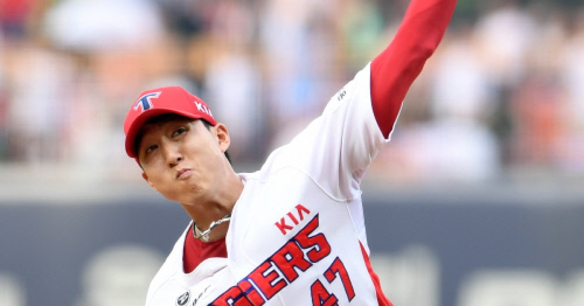 [SS포토]KIA-kt전, 1회 못버틴 KIA 선발 정용운