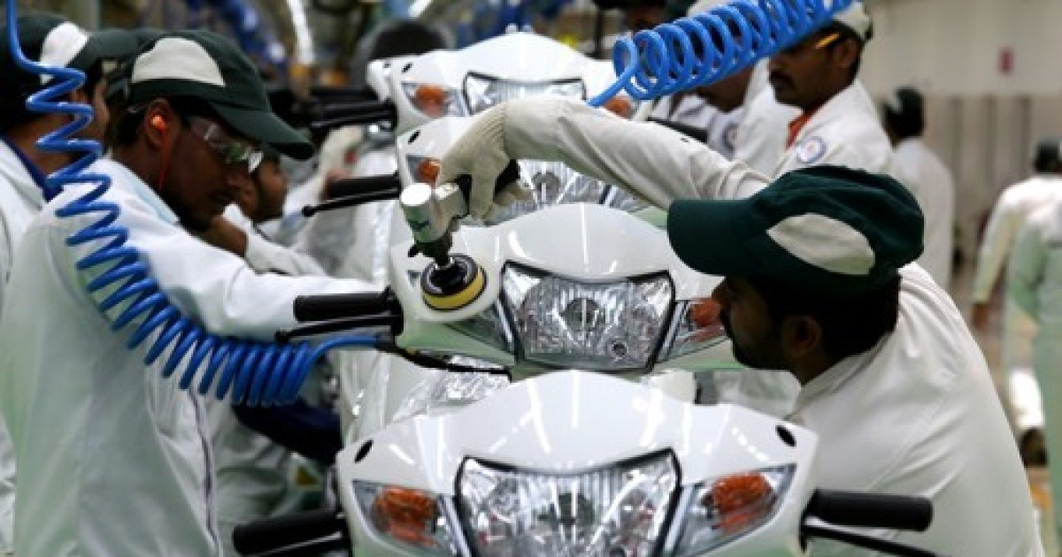 INDIA ECONOMY BUSINESS TRANSPORT