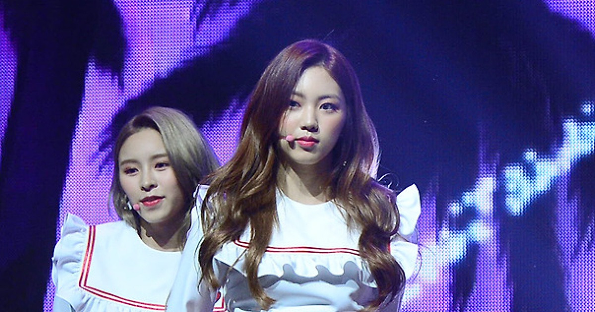 [TD포토] CLC 권은빈 '혹독한 다이어트로 날씬한 몸매 완성'