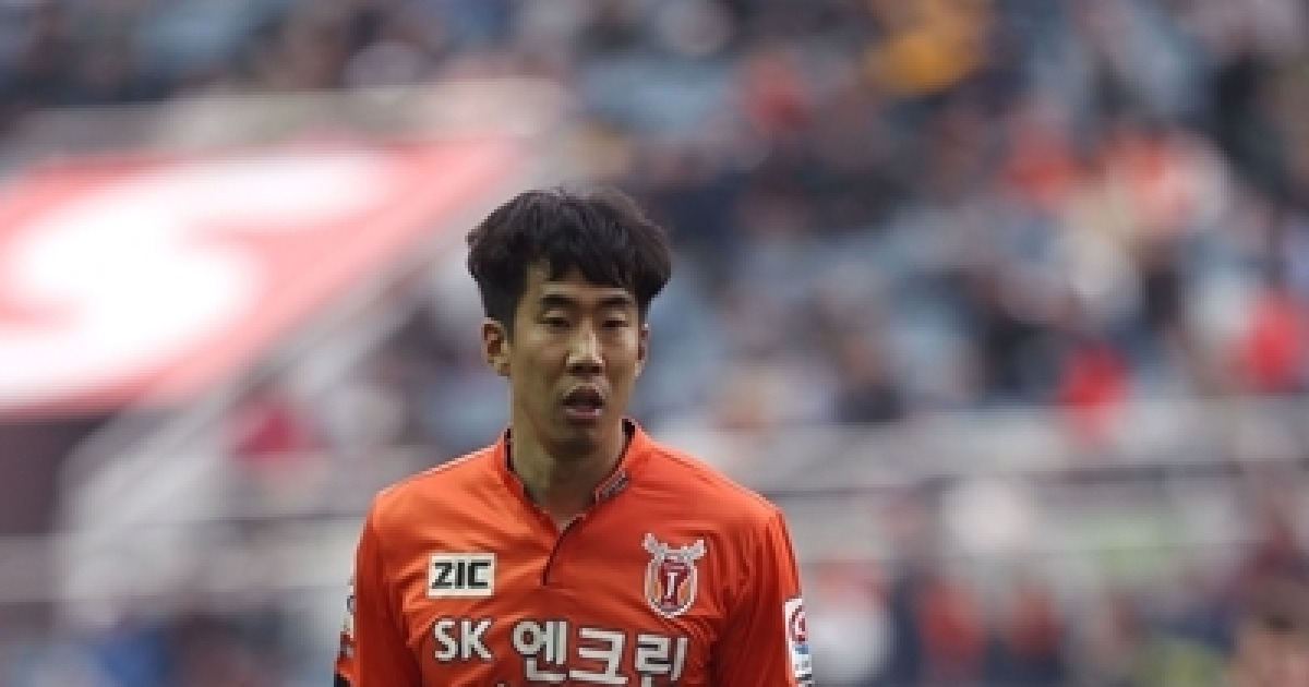 '대포알슛' 제주 김원일, K리그 클래식 24R MVP