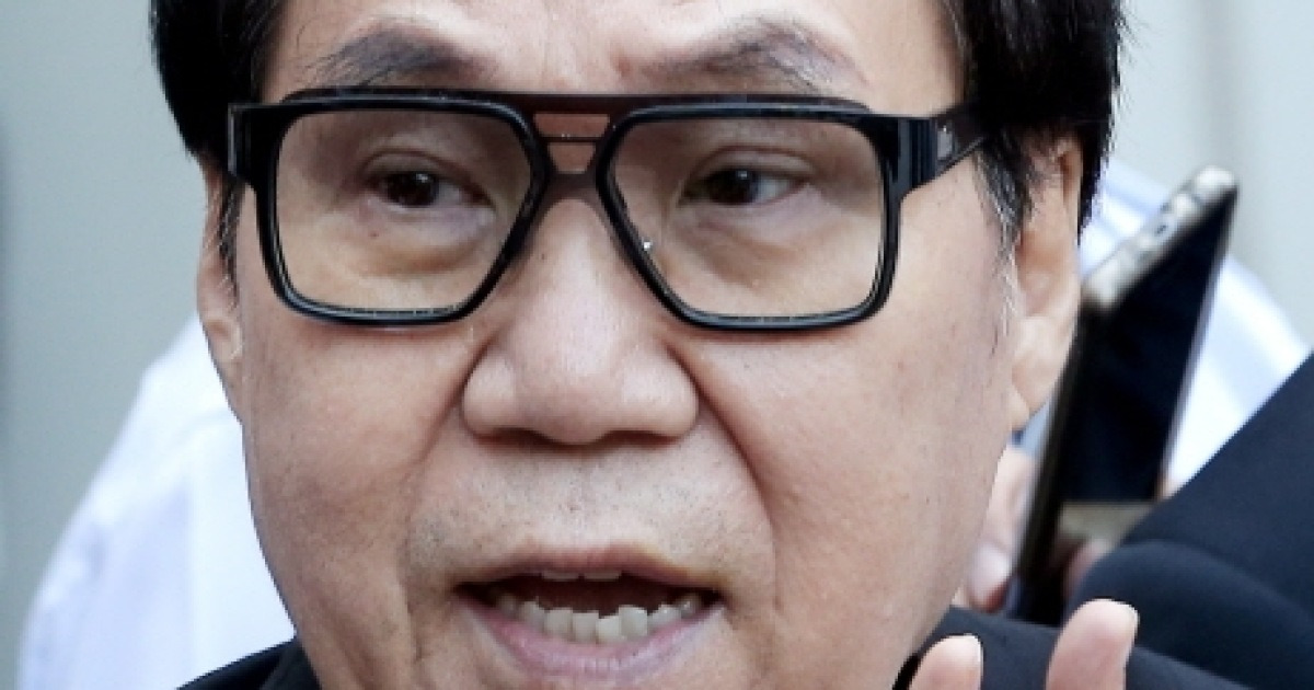 검찰 대작 의혹 조영남 사기혐의 징역 1년6개월 구형