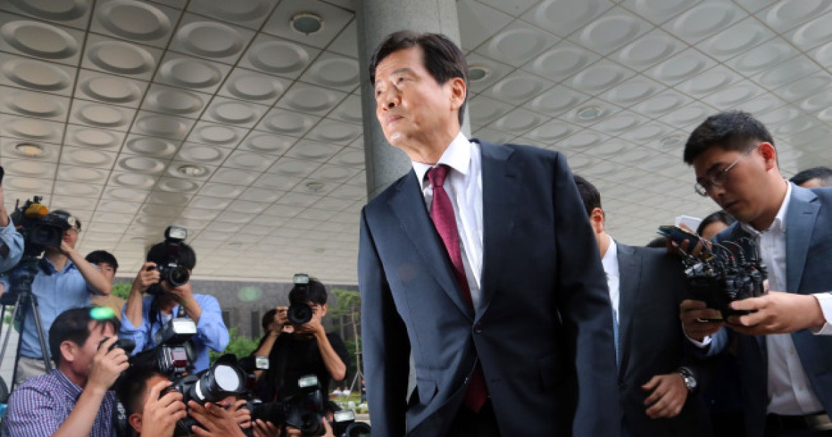 [Newsmaker] Ex-DSME chief taken into custody