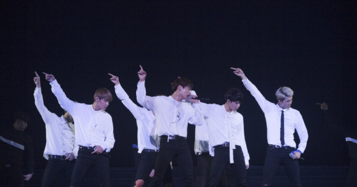 BTS electrifies Chinese fans