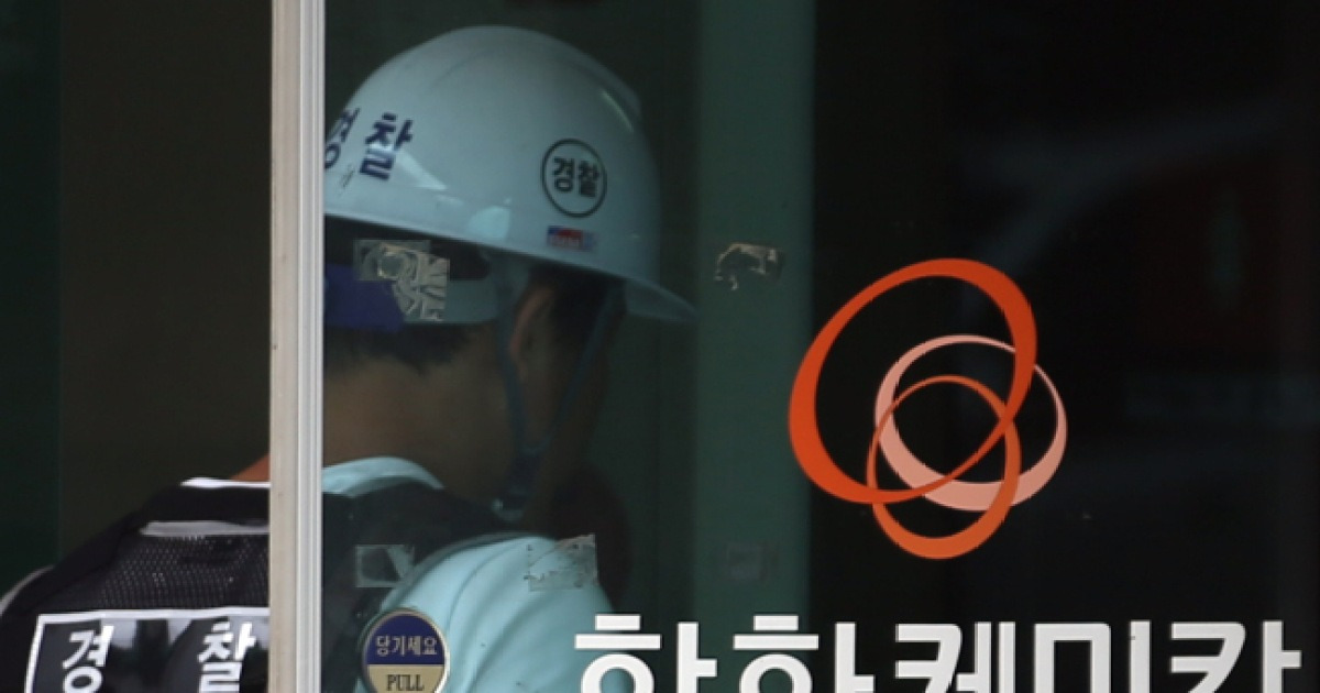 Probe zeroes in on negligence at heart of Hanwha explosion