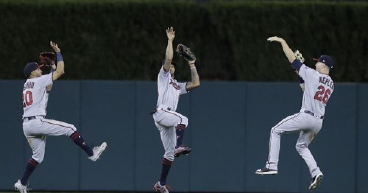Twins Tigers Baseball
