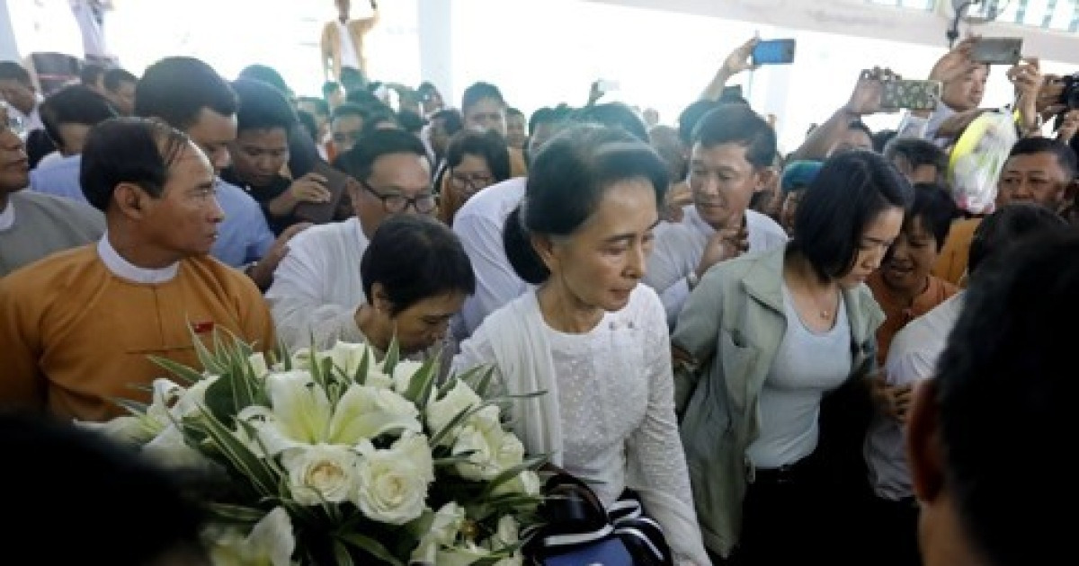 MYANMAR AUNG SHWE FUNERAL