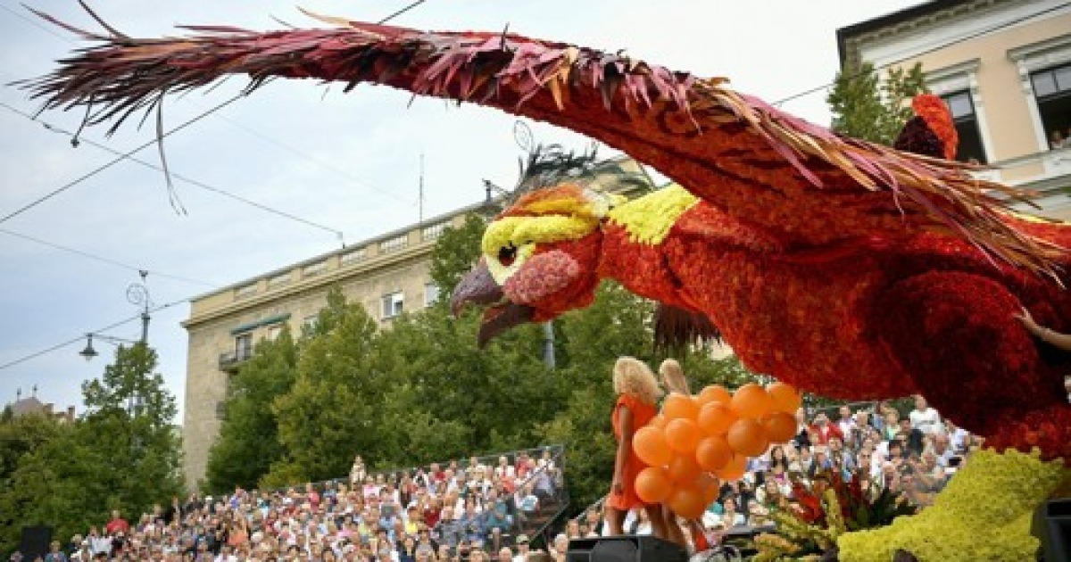 HUNGARY FLOWER FESTIVAL