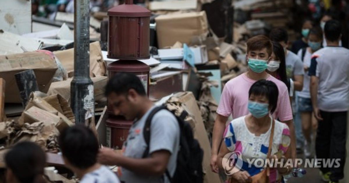 CHINA MACAU TYPHOON CLEAN UP