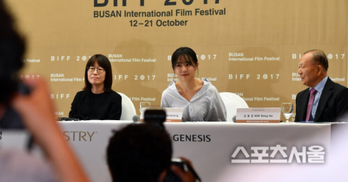 BIFF개막작 유리정원 문근영 '기대해주세요!'[SS포토]