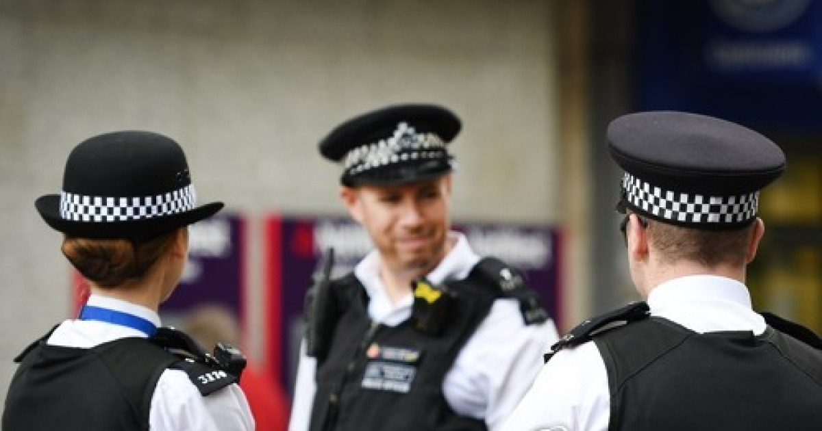 BRITAIN POLICE PAY CAP RISE