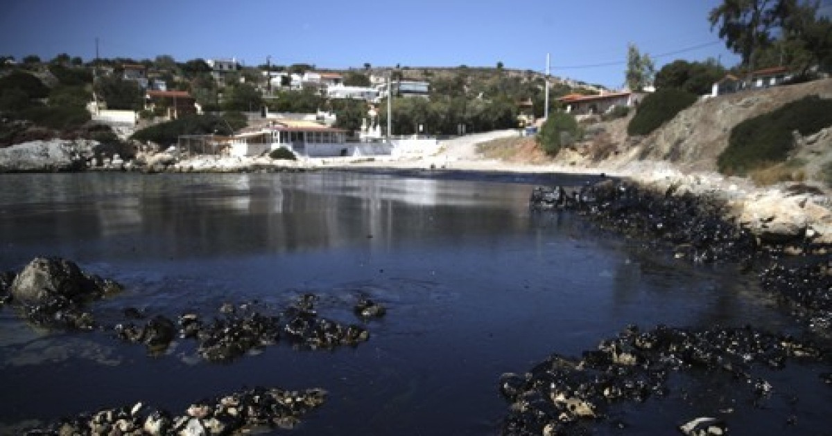 Greece Tanker Pollution
