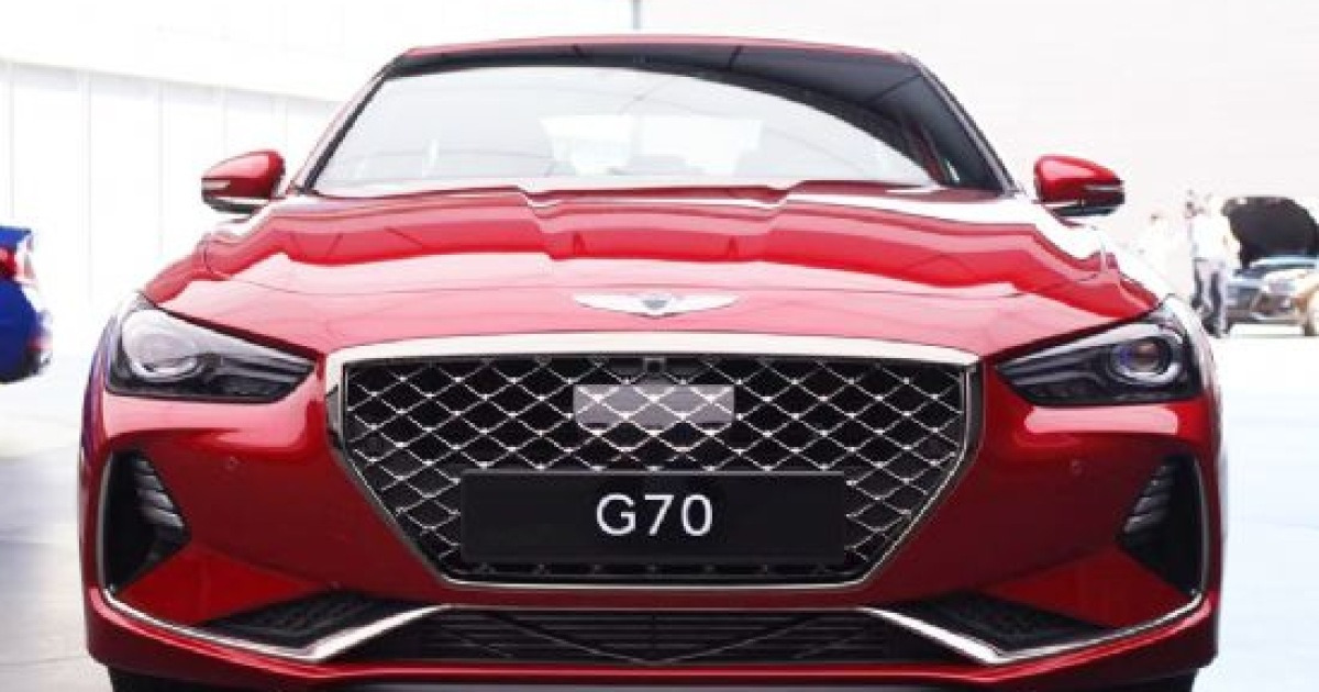 [리뷰] '첨단 무장' 중형 럭셔리 세단 제네시스 G70