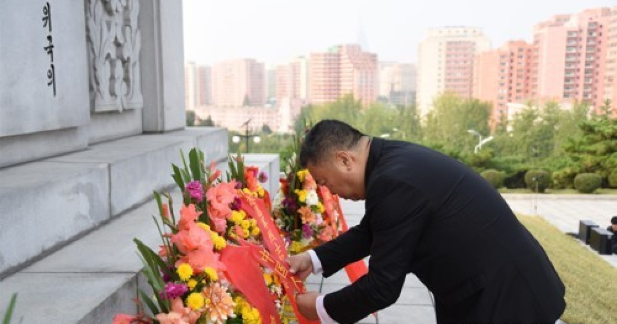 DPRK-PYONGYANG-CHINESE EMBASSY-MARTYRS' DAY-COMMEMORATION
