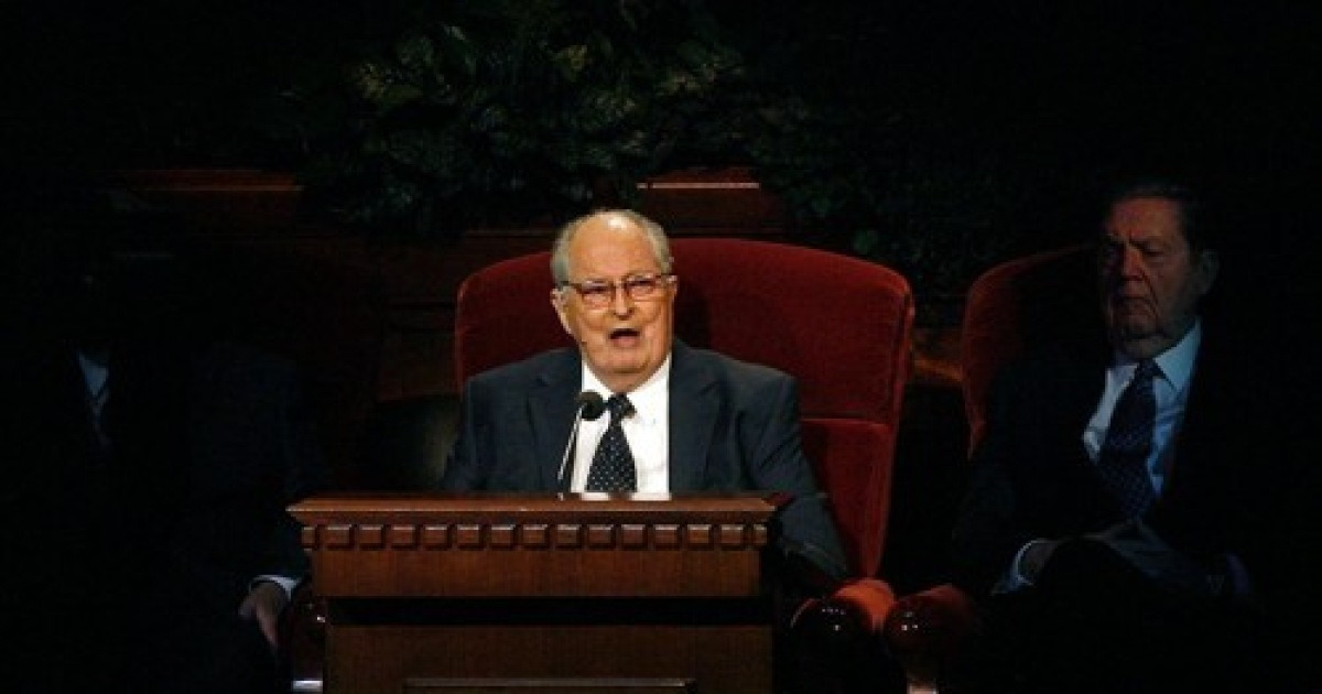 Obit Robert D Hales