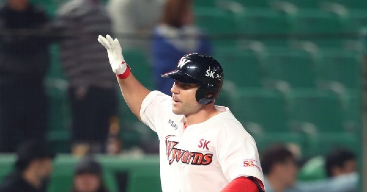 [WC]'내일 없는 승부' NC-SK 1차전 선발 라인업 발표