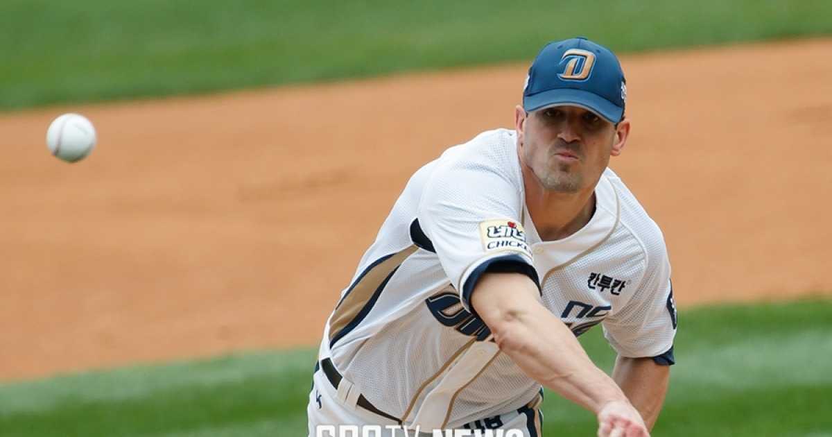 [2017 WC1] NC 맨쉽, PS 첫 등판 '4이닝 3실점'