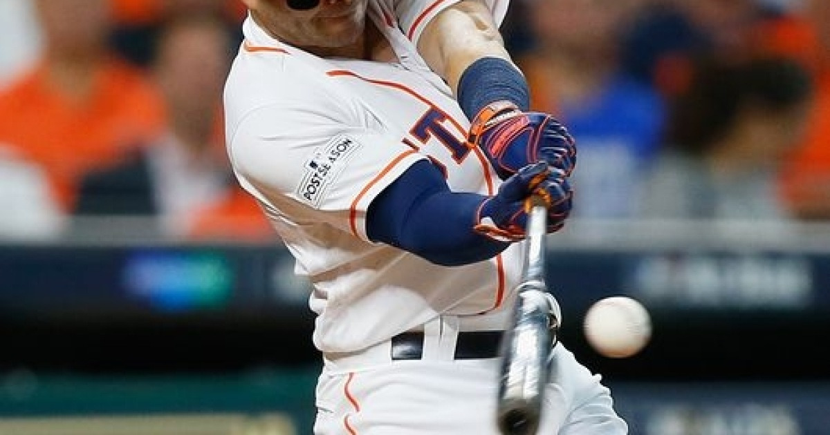 [ALDS] '1G·3HR' 알투베, MLB PS 역사상 10번째 기록