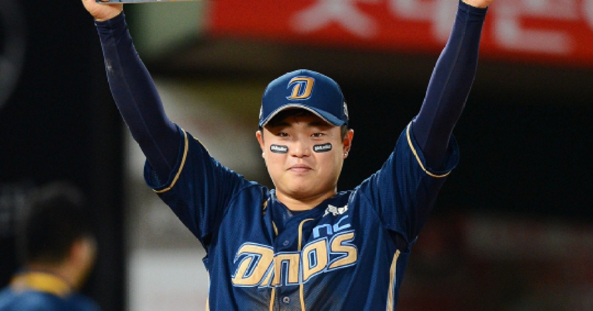 [포토] 결승타 권희동, 준PO 1차전 MVP!