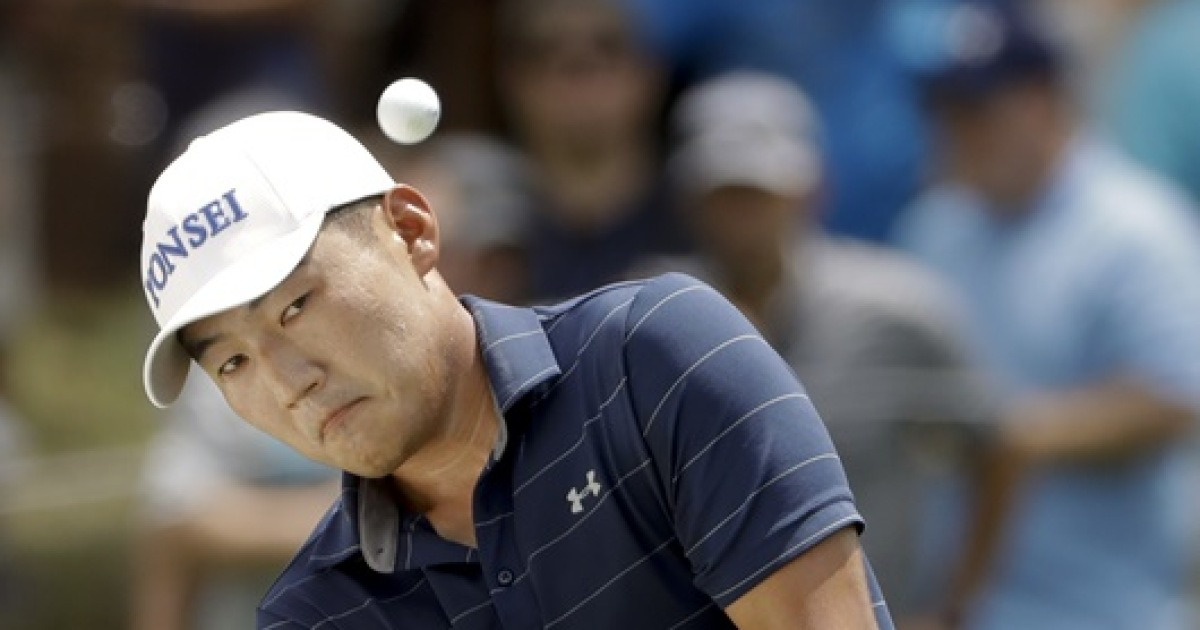 '6개 홀 3언더파' 강성훈, CIMB 클래식 2R 공동 2위 도약..2R 기상악화로 경기중단