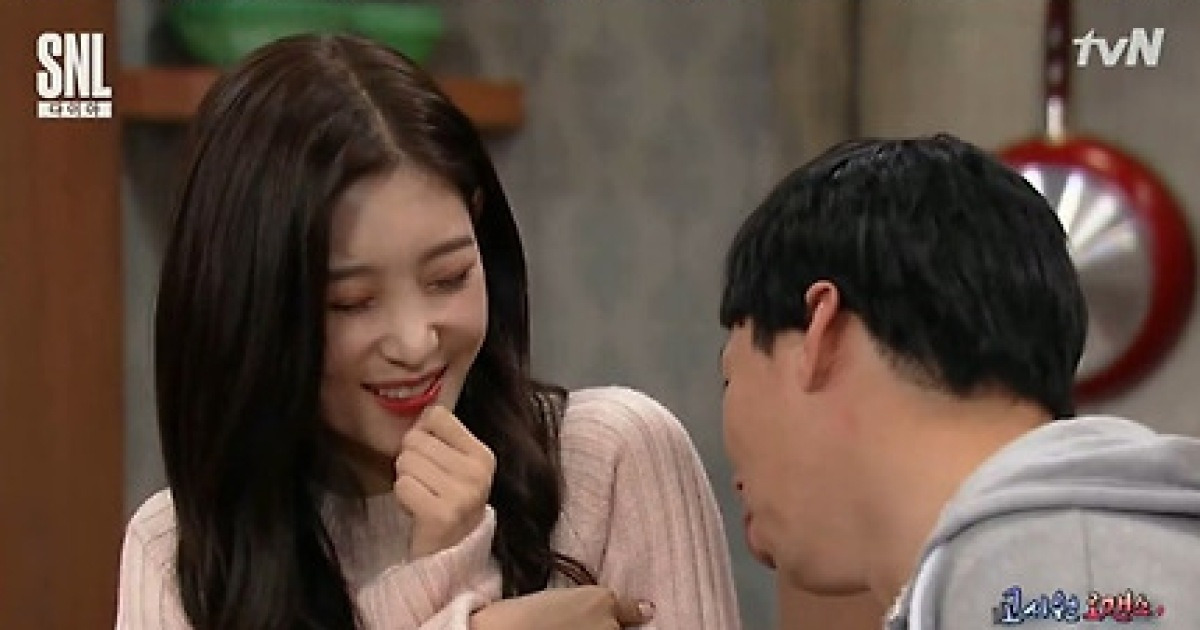 'SNL9' 정상훈, 정채연 애교에 살살 녹았다 '100% 진심'