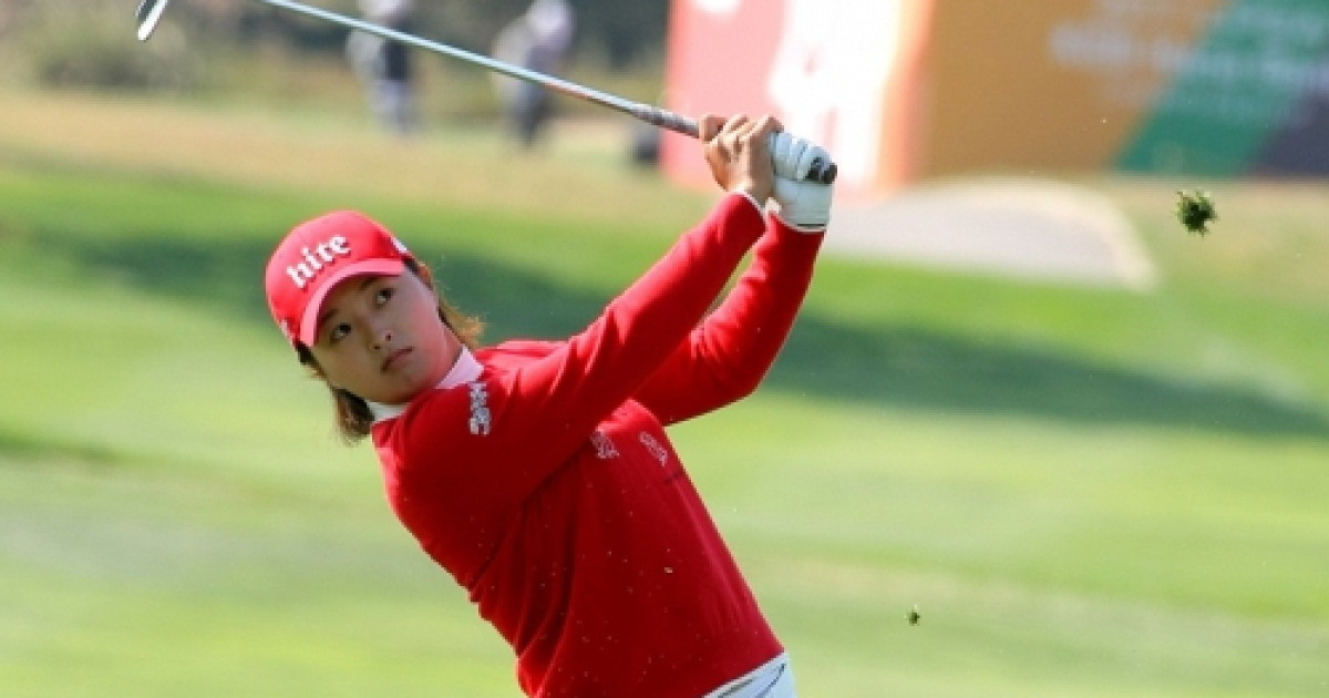 '전인지·박성현에 가려졌던' 고진영, 견고해진 실력으로 우승 [LPGA KEB하나은행 챔피언십]