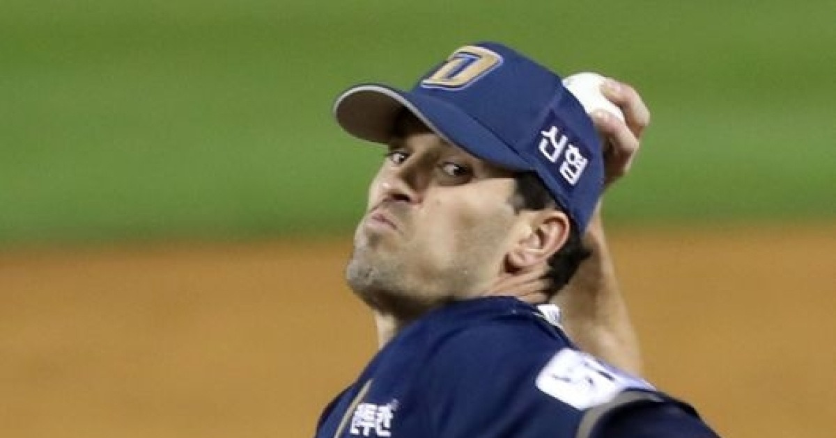 [PO2] '1이닝 5투수' NC, 역대 PS 한 이닝 최다출장 타이