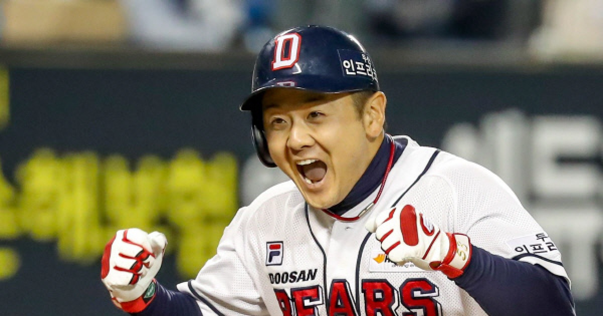 [PO2] 만루포 MVP 최주환 "강해지는 NC 상대로 더 집중해"