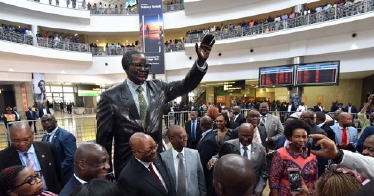 SOUTH AFRICA TAMBO STATUE
