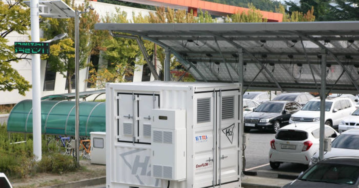 H2, ETRI에 100㎾h급 레독스 플로 배터리 첫 설치