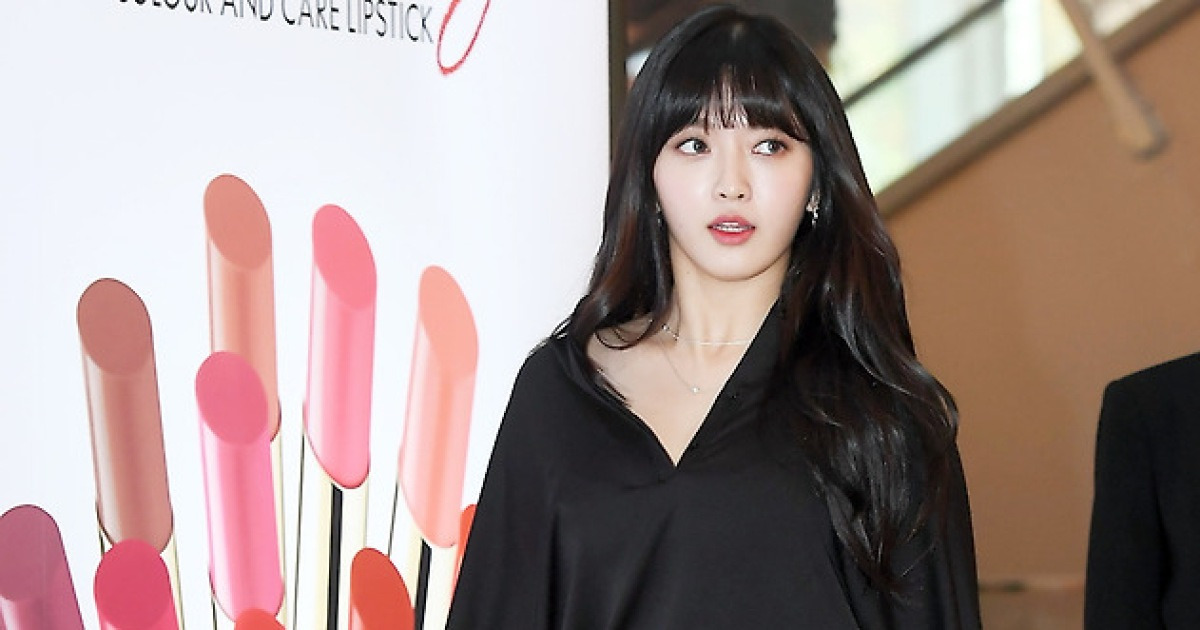 [포토엔HD] AOA 찬미 '당당한 초미니 각선미로 등장'