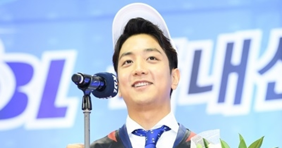 [KBL 신인드래프트] 1순위 허훈 "첫 상대 SK? KBL 판도 뒤집겠다"
