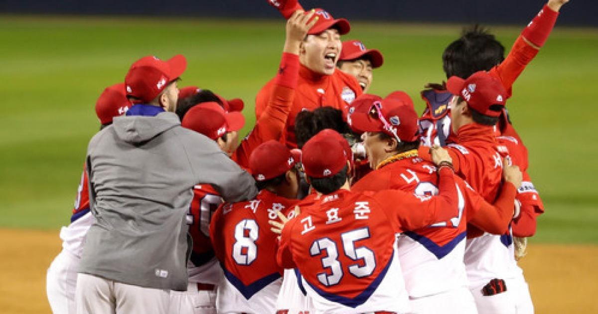 [KIA 우승][종합]단군매치 승자는 KIA, 두산 꺾고 'V11'..양현종 시리즈 MVP