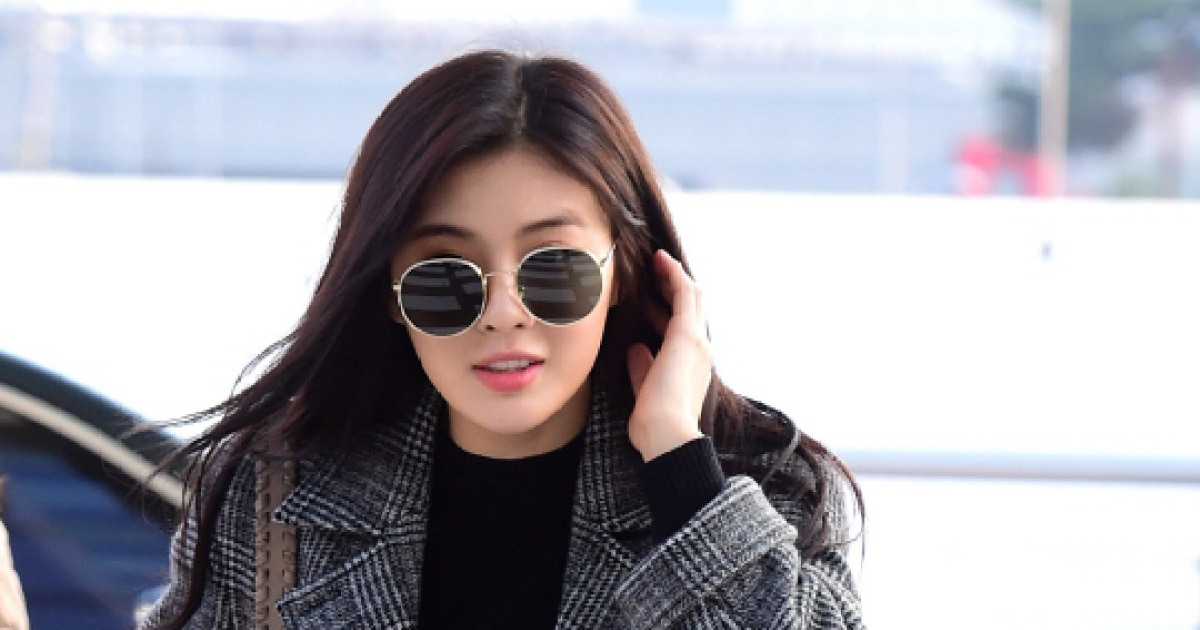 [포토] 이선빈, '수줍게 인사'