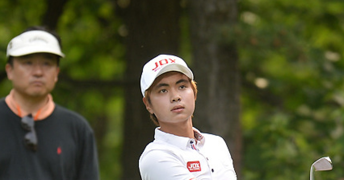 [KPGA] '맹타' 이형준, 투어챔피언십 1R 10언더파 단독 선두