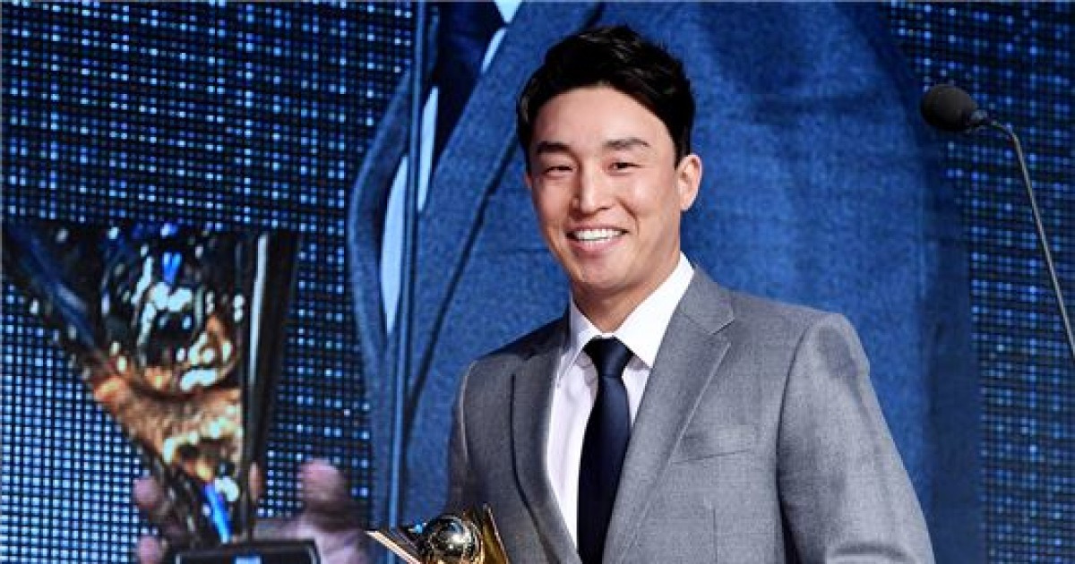 [ST포토] 손아섭, '기분 좋은 KBO 안타상 수상'