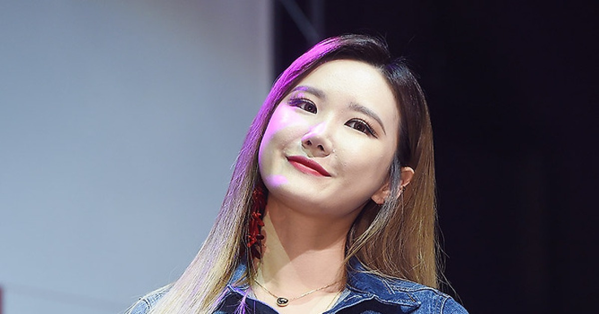 [엑's HD] EXID LE '눈빛에 빠져든다'