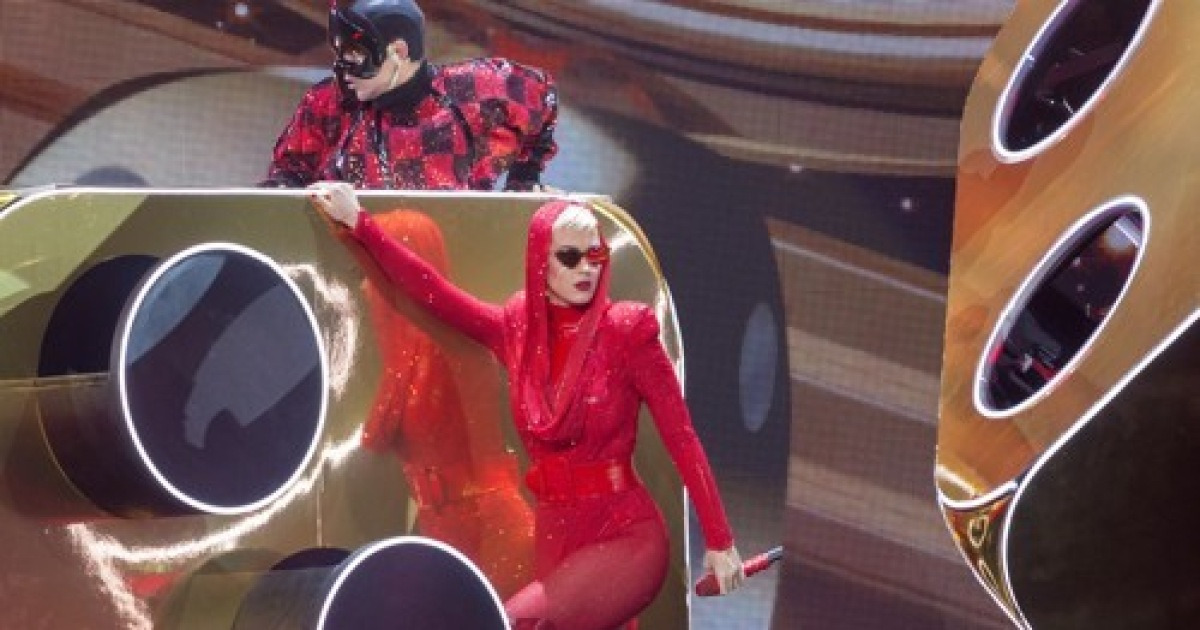 Katy Perry in Concert - Los Angeles