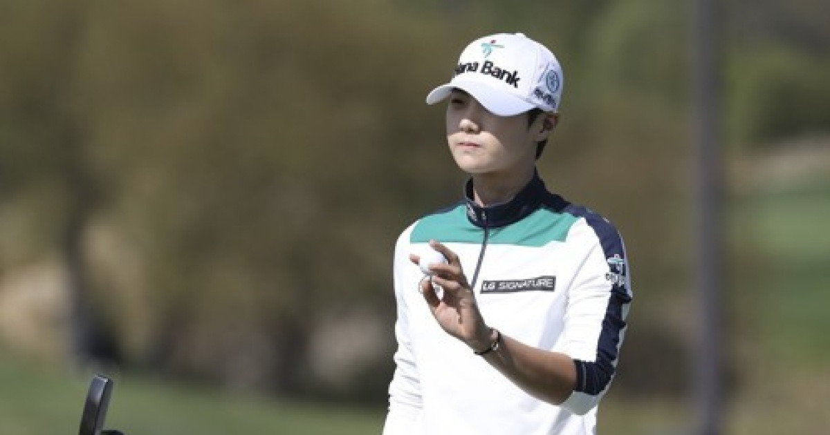 박성현·최나연, 블루베이 LPGA 3R 공동 4위..선두와 3타 차