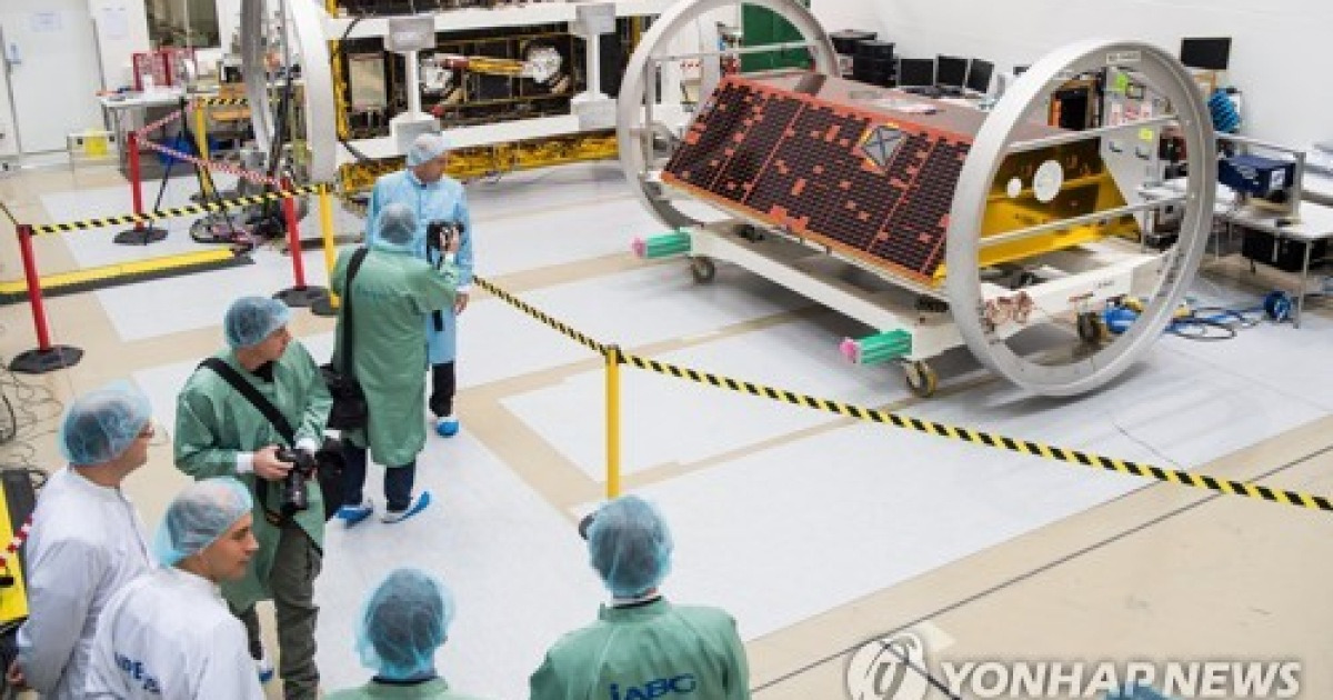 GERMANY SPACE PROGRAMMES TWIN SATELLITES